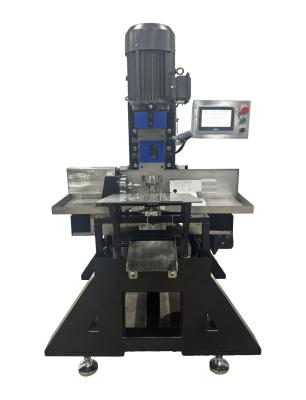 China AXC-01 is a precision milling machine used for automatic feeding of drill chucks/tube chucks before heat treatment, featuring the function of automatically dividing angles for slotting. for sale