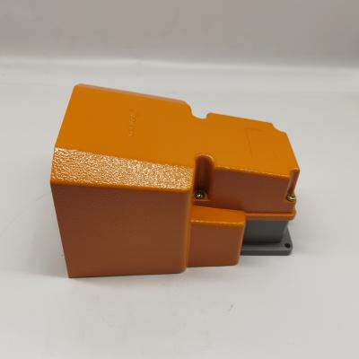 Cina JLG Scissor Lifts parte # 1001117174 - Pedal, Foot Switch Assy in vendita