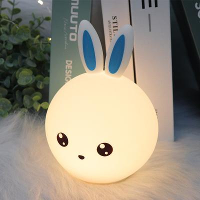중국 부드러운 디자인과 함께 스마트 귀여운 밤 빛 USB 충전 사용자 정의 상자 판매용