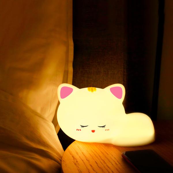 Quality Mini Lovely Cat Rechargeable Led Soft Touch Silicone Night Light For Kids Room for sale