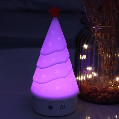 Cina Luce di Natale a LED ricaricabile a batteria di silicone per bambini camera da letto bambino in vendita