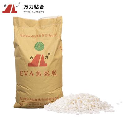 Cina Rilegatura di libro EVA Hot Melt Adhesives Solid EVA-KG-8 concimabile a fiocchi in vendita