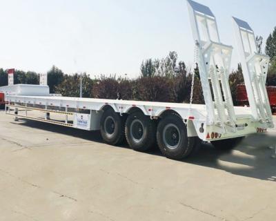 China Mechanische ladder 3-assige laaggelegen aanhangwagen met zware 28t landingsgestel FUWA/JOST/WOSHENG Te koop
