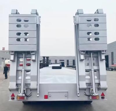 Cina 13000x2500x1100 4 assi Lowboy semirimorchio personalizzabile per il trasporto di attrezzature pesanti in vendita