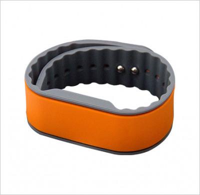 Cina G18 bottone regolabile del metallo di polsino IP68 Insided del silicone RFID in vendita