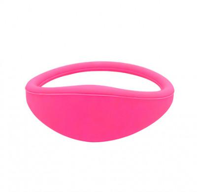 Cina Polsini impermeabili del silicone del braccialetto RFID Mifare 61mm 67mm 72mm 76mm su ordinazione in vendita