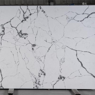 Cina Slab di pietra di quarzo lucidato e affinato su misura in vendita