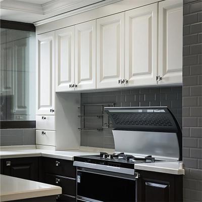Cina Luxury Wooden Quartz Stone Kitchen Countertop Cabinet Set OEM ODM Personalizzato in vendita