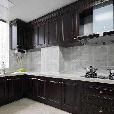 Cina Armadietto di cucina personalizzato stile moda Armadietto di cucina in legno armadietti di cucina pronti per l'assemblaggio in vendita