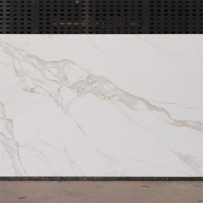 Cina Porcellana bianca vetrata marmo pietra sinterizzata piastrelle di parete lastra resistente all'usura in vendita