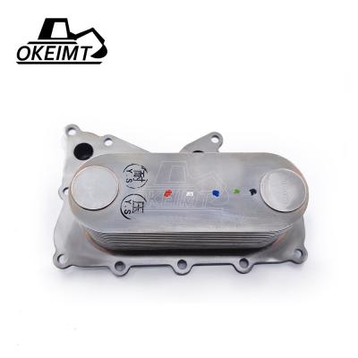 中国 C6.6-13P C7.1エンジン オイル クーラーE320D2 E323D2 2486A002オイルの涼しい中心 販売のため