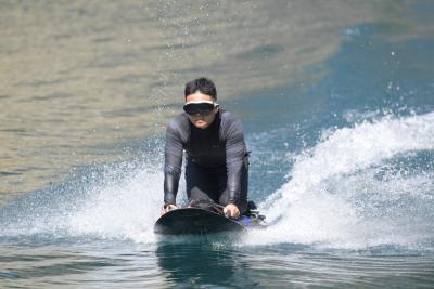 Cina La tavola da surf a motore a due tempi di BluePenguin, la scelta migliore per il speed surfing in vendita