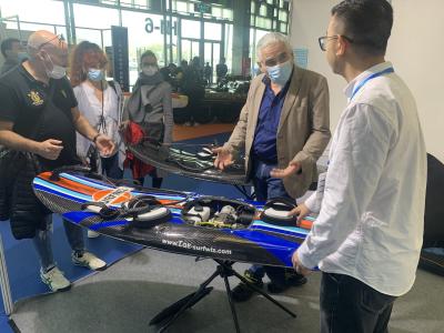 Cina La tavola da surf a motore a due tempi di BluePenguin, la scelta migliore per il speed surfing in vendita