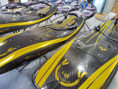 Cina Velocità massima 60 km/h BluePenguin2023 Tavolo da surf in fibra di carbonio con tecnologia EFI avanzata in vendita