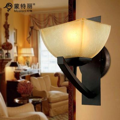 中国 ボルドーの金属およびガラス屋内壁ライト/内壁ランプの現代様式 販売のため