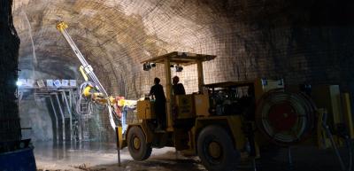 Cina Tonnellare Ancoraggio bullone macchina di perforazione completamente idraulica in vendita