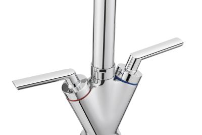 Cina Doppia maniglia mono mixer rubinetto di cucina cromo con boccaglio girevole a 360 gradi in vendita