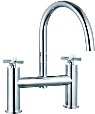 中国 Double Handle Basin Mixer Faucet in Modern Style For Bathroom T8054B 販売のため
