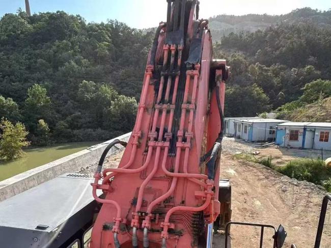 Hitachi EX1200 Excavator Big Arm