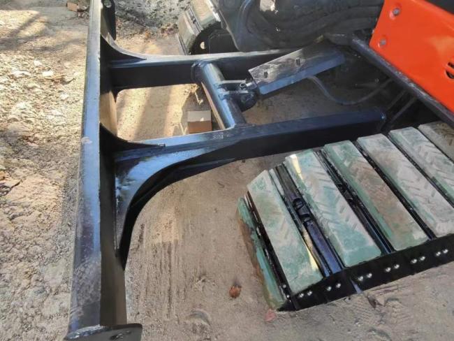 Hitachi ZX50 Excavator Blade