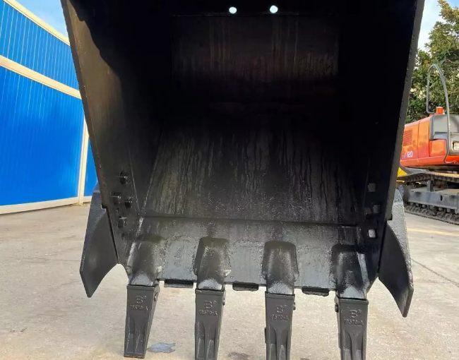 Komatsu PC128US Excavator Bucket