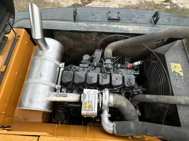 Hyundai R220-9S Excavator Engine