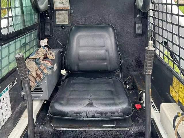 Bobcat S16 Slip Loader Cab