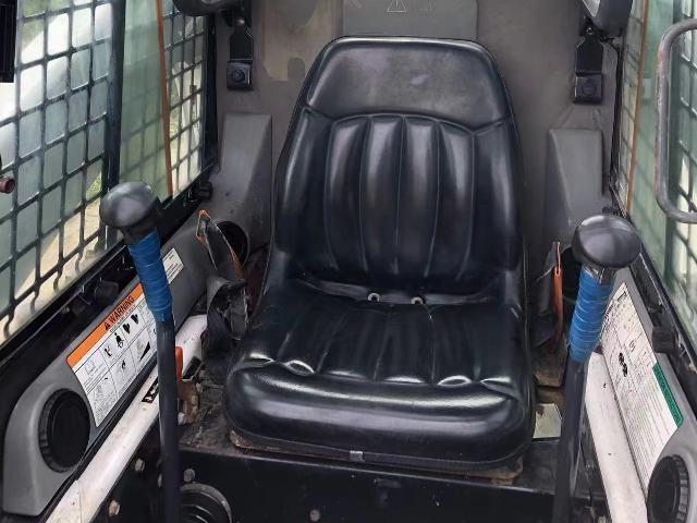 Bobcat S300 Slip Loader Cab