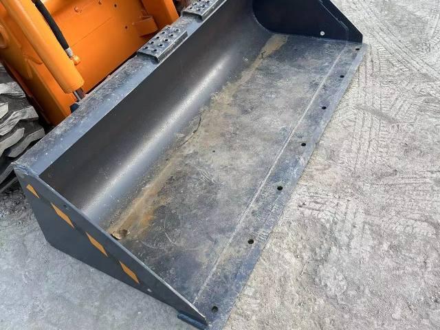Case 440HD Slip Loader Bucket