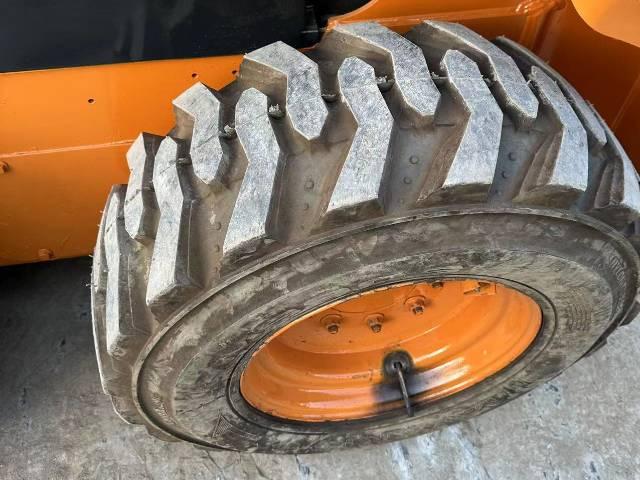 Case 440HD Slip Loader Tyre
