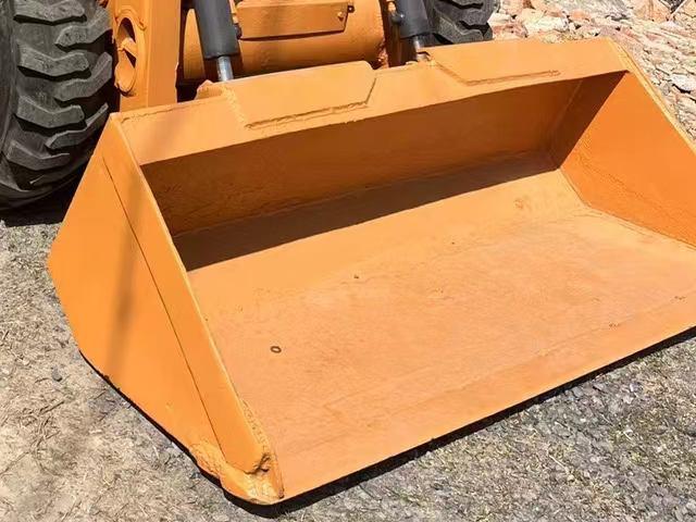 Case SR250 Slip Loader Bucket