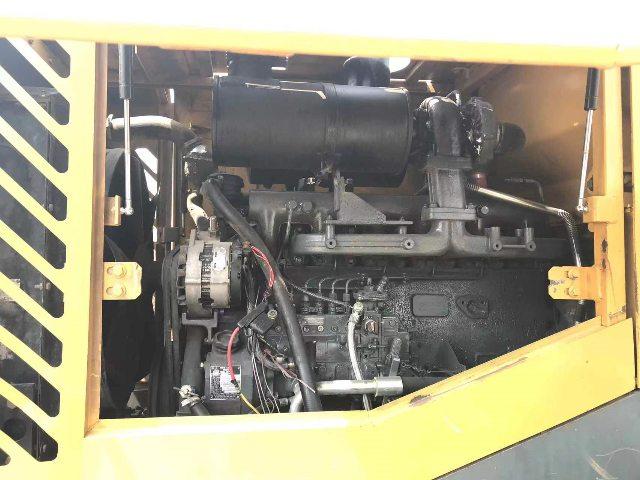 SDLG 936L Loader Engine