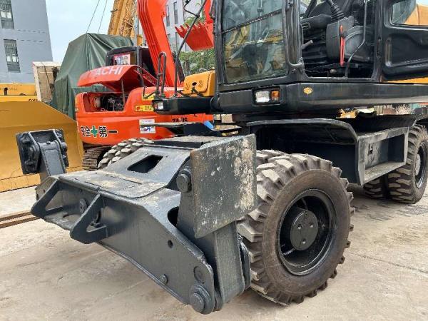 Quality 21 Ton Hyundai R210w-9 Used Crawler Excavator Earth Moving Equipment Robex 210w for sale