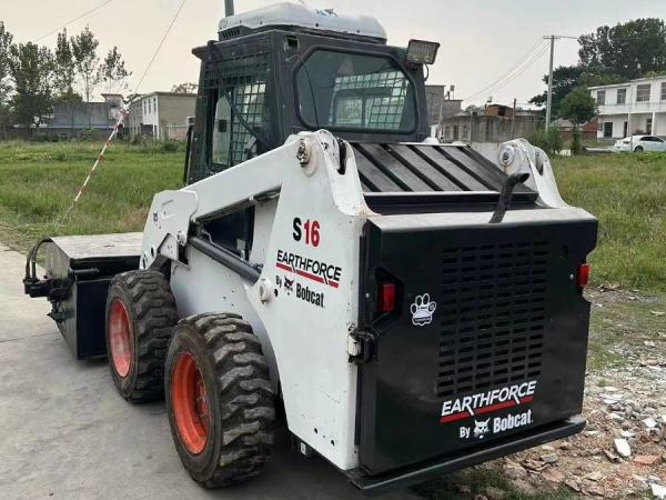 Quality Original Bobcat S16 Old Wheel Loader Skid Steer Construction Equipment 2620KG for sale