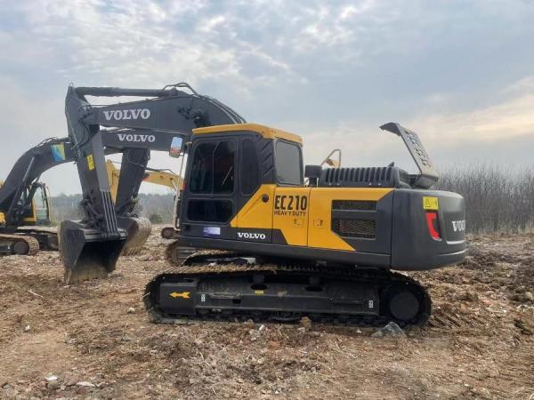 Quality Tracked Used Volvo Excavator EC210 20Ton Earth Removal Equipment for sale