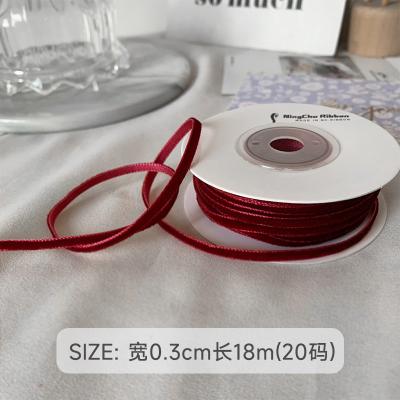 Cina Nastro di velluto a doppia faccia da 38 mm Nastro di velluto rosso scuro da 3,8 cm in vendita
