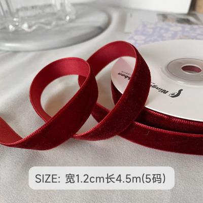 Cina Nastro di velluto a doppia faccia da 38 mm Nastro di velluto rosso scuro da 3,8 cm in vendita