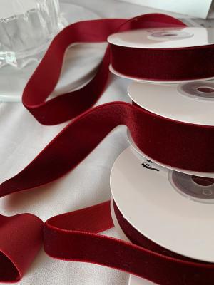 Cina Nastro di velluto a doppia faccia da 38 mm Nastro di velluto rosso scuro da 3,8 cm in vendita