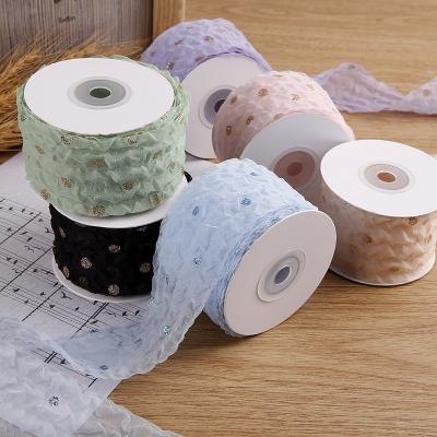 China 50mm Organza Ribbon met Dot Pattern Gold Foil Printed Polyester Organza Ribbon OEM Eco Friendly Te koop
