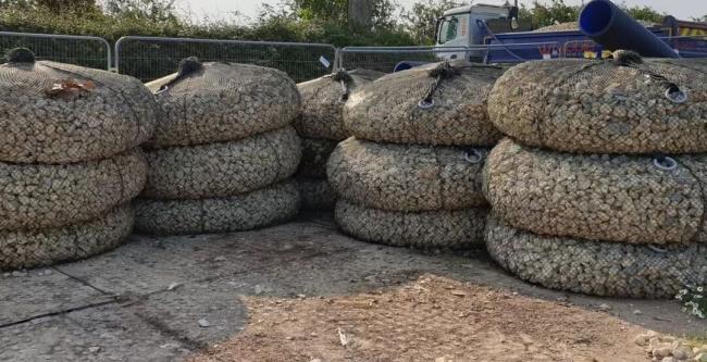 Rock Bag Filter Unit for River Control