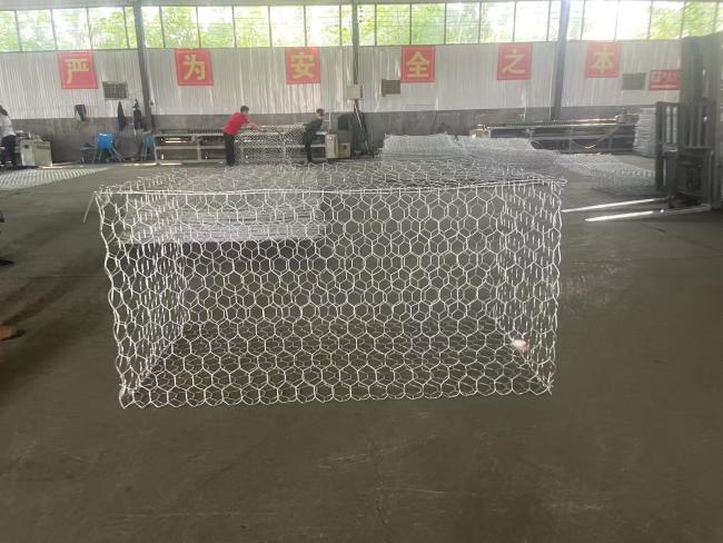 PVC-Coated Gabion Boxes for Eco-Friendly Erosion Control