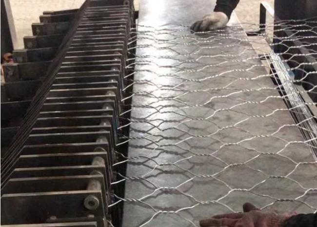 Heavy-Duty PVC-Coated Gabion Mattresses for Soil Stabilization – Ideal for Riverbanks and Slopes