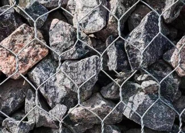 PVC Coating Thickness 0.5mm Galvanized Gabion Basket Mesh for Slope Stabilization