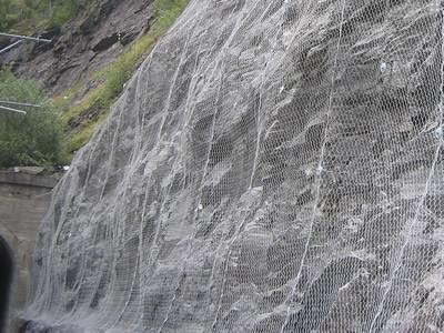China Gegalvaniseerd Hexagonaal Draadnetwerk Hexagonaal voor Bank/Bergbescherming Te koop