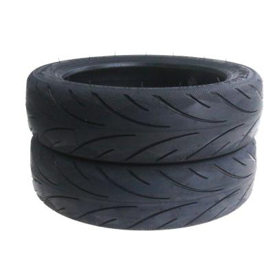 China Rubber 10 Inch Tubeless Electric Scooter Tires 60/70-6.5 Size For MAX G30 Electric Scooter Wheel Parts for sale