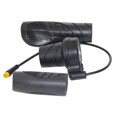 China 20X Half Twist Throttle Electric Bike Right Handle Throttle Waterproof SM Connector for E Bikes and Electric Scooter for sale