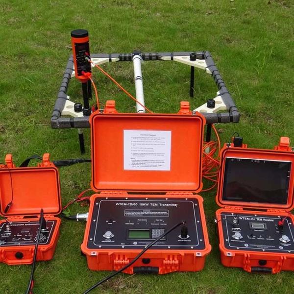 Equipamento geofísico eletromagnético transiente magnético da avaliação do equipamento TEM