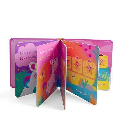Cina La copertina dura di stampa del libro di bambini di storia di colore di Pantone ha incollato in vendita