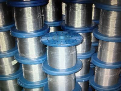 Cina 1.5 mm di diametro filo di acciaio galvanizzato per recinzione elettrica Tolleranza ± 1% di acciaio di grado acciaio in vendita