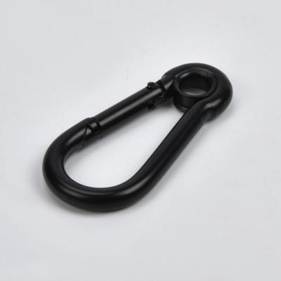 Cina Carabiner a molla di acciaio inossidabile rivestito di nero per qualsiasi ambiente in vendita